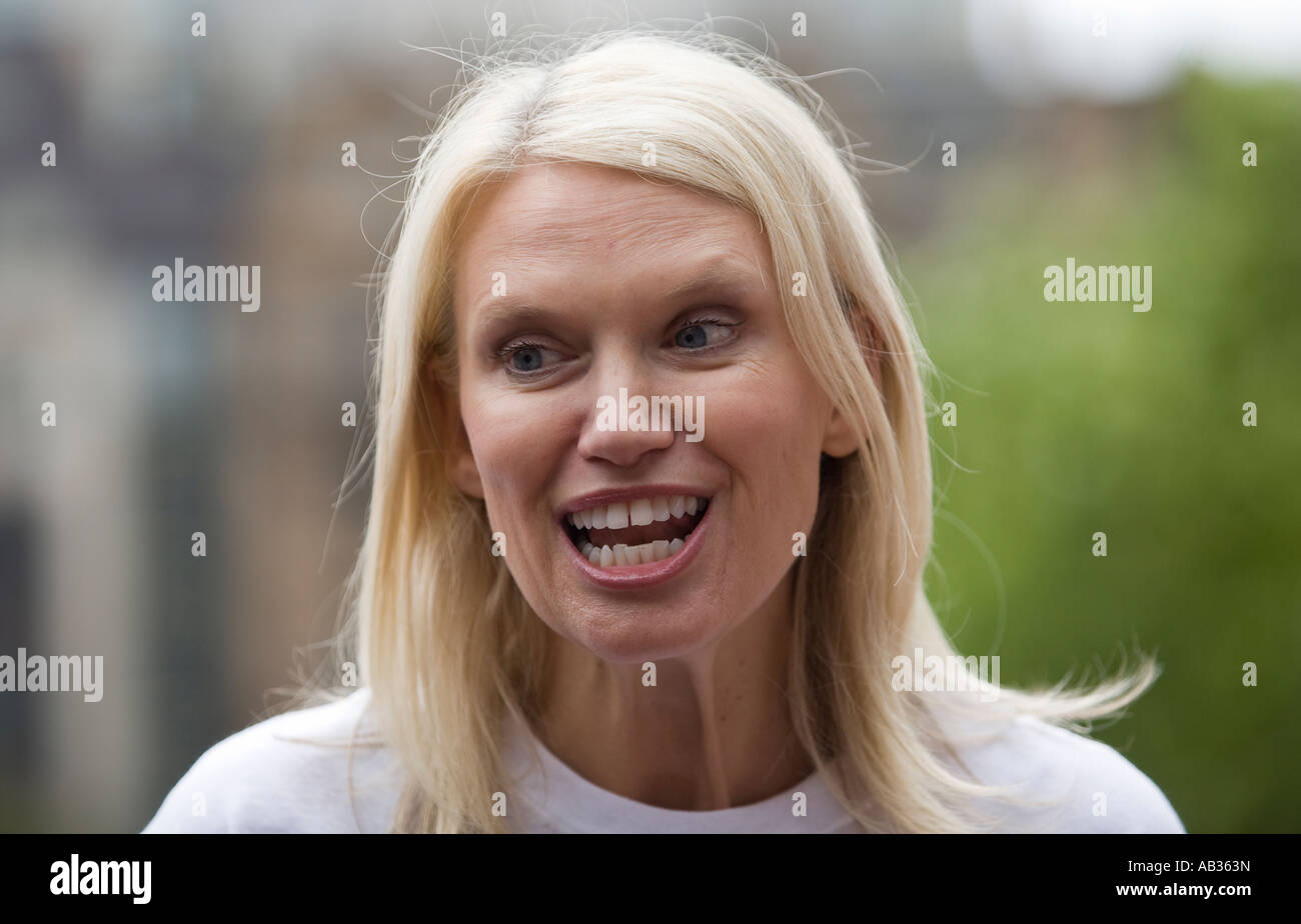Anneka rice treasure hi-res stock photography and images - Alamy