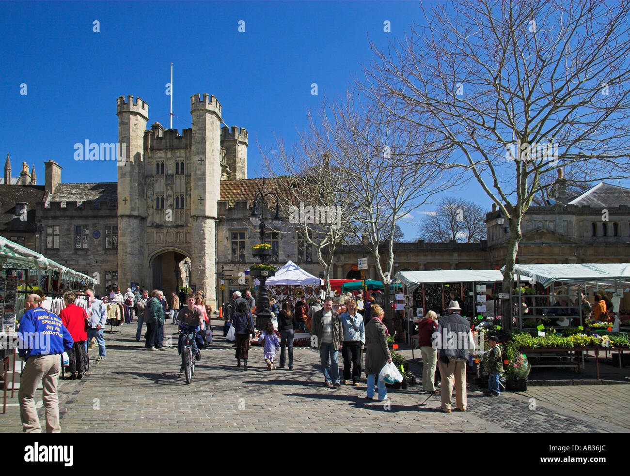 Market day in the City of Wells with the Cathedral behind Somerset ...