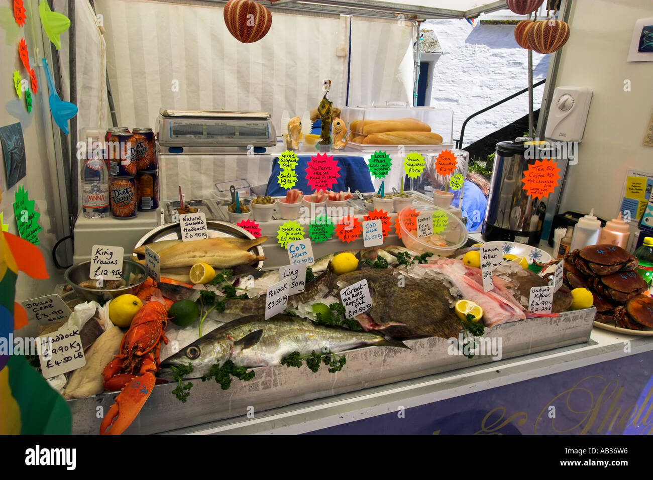 Cornish lobsters hi-res stock photography and images - Alamy