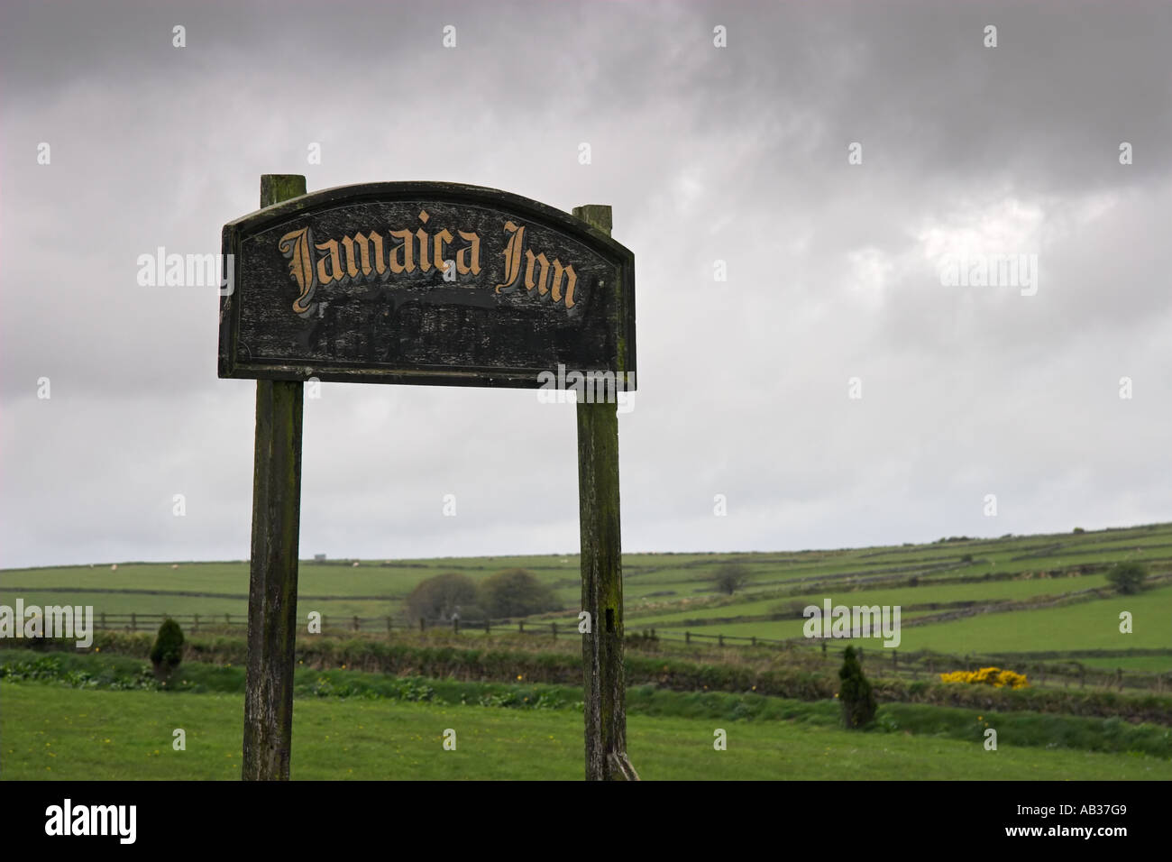 Sign for Jamaica Inn on Bodmin Moor Bolventor Launceston Cornwall ...