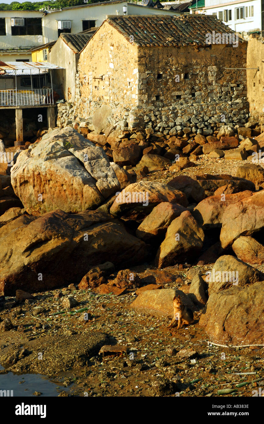 Vallege thailand sea stone house hi-res stock photography and images ...