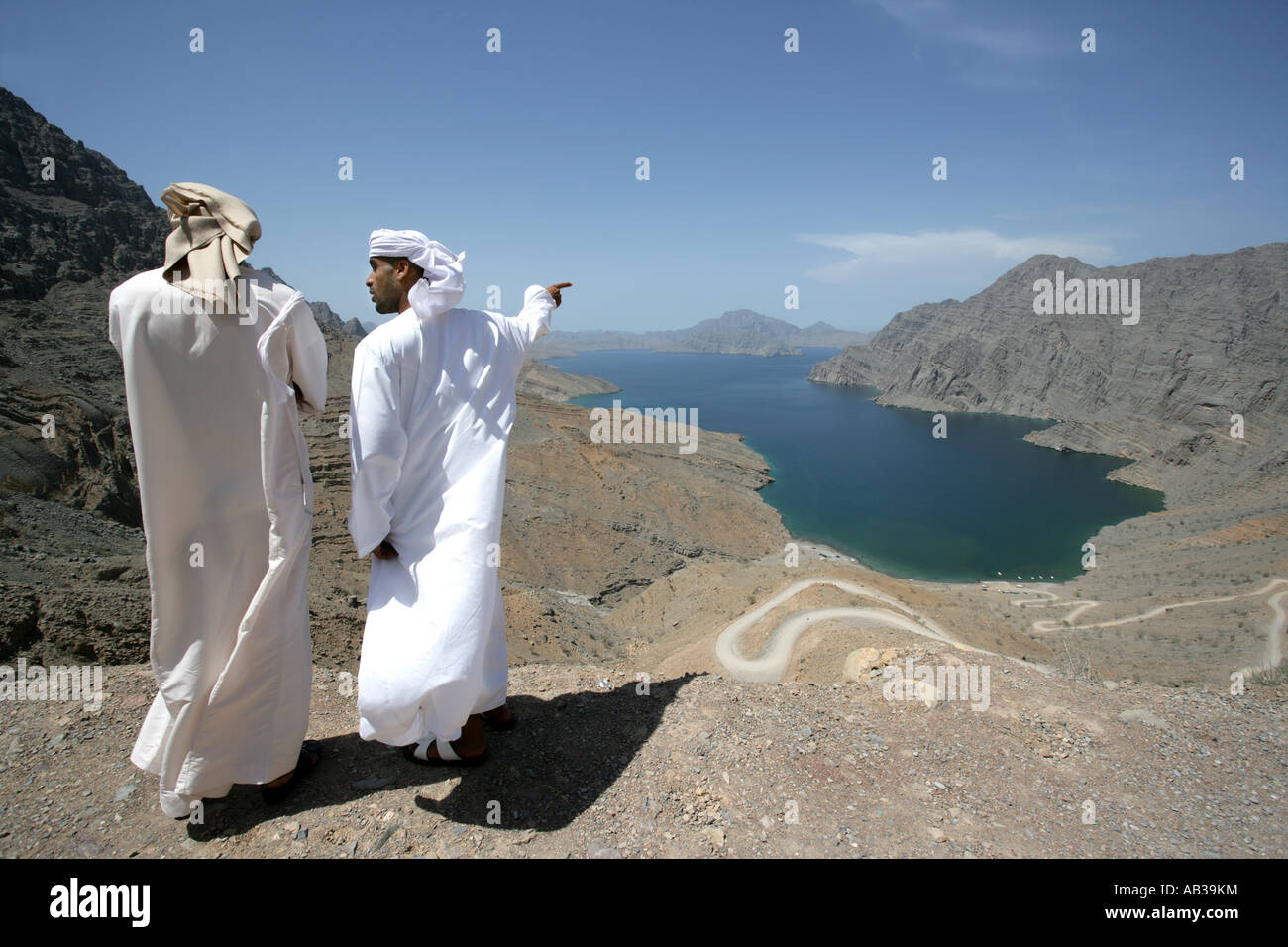 Omn sultanat oman enclave musandam hi-res stock photography and images ...