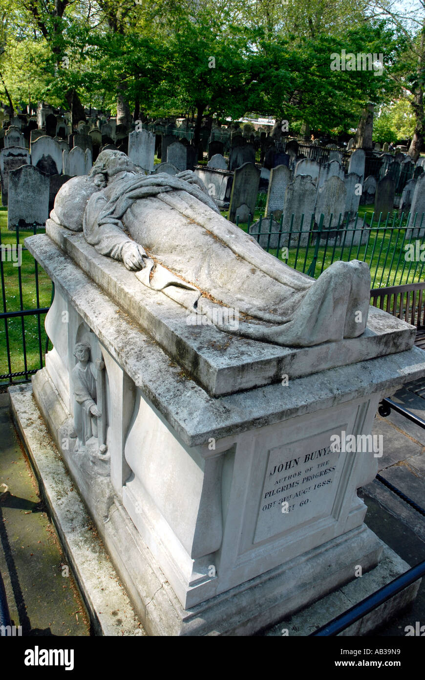 John Bunyan gravestone in Bunhill Fields Cemetery London Borough of ...