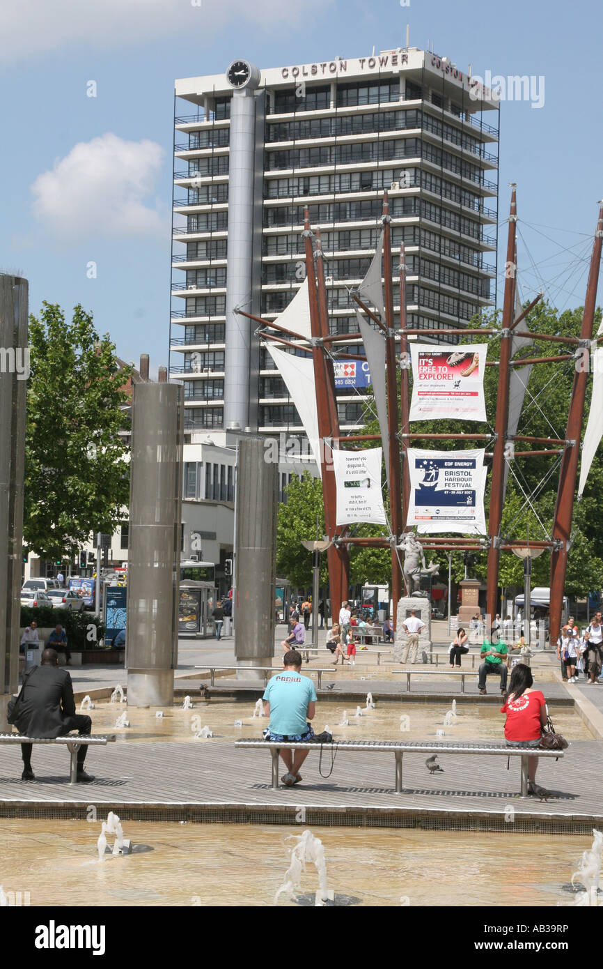 City Promenade, Bristol's regenerated city centre with water fountains ...
