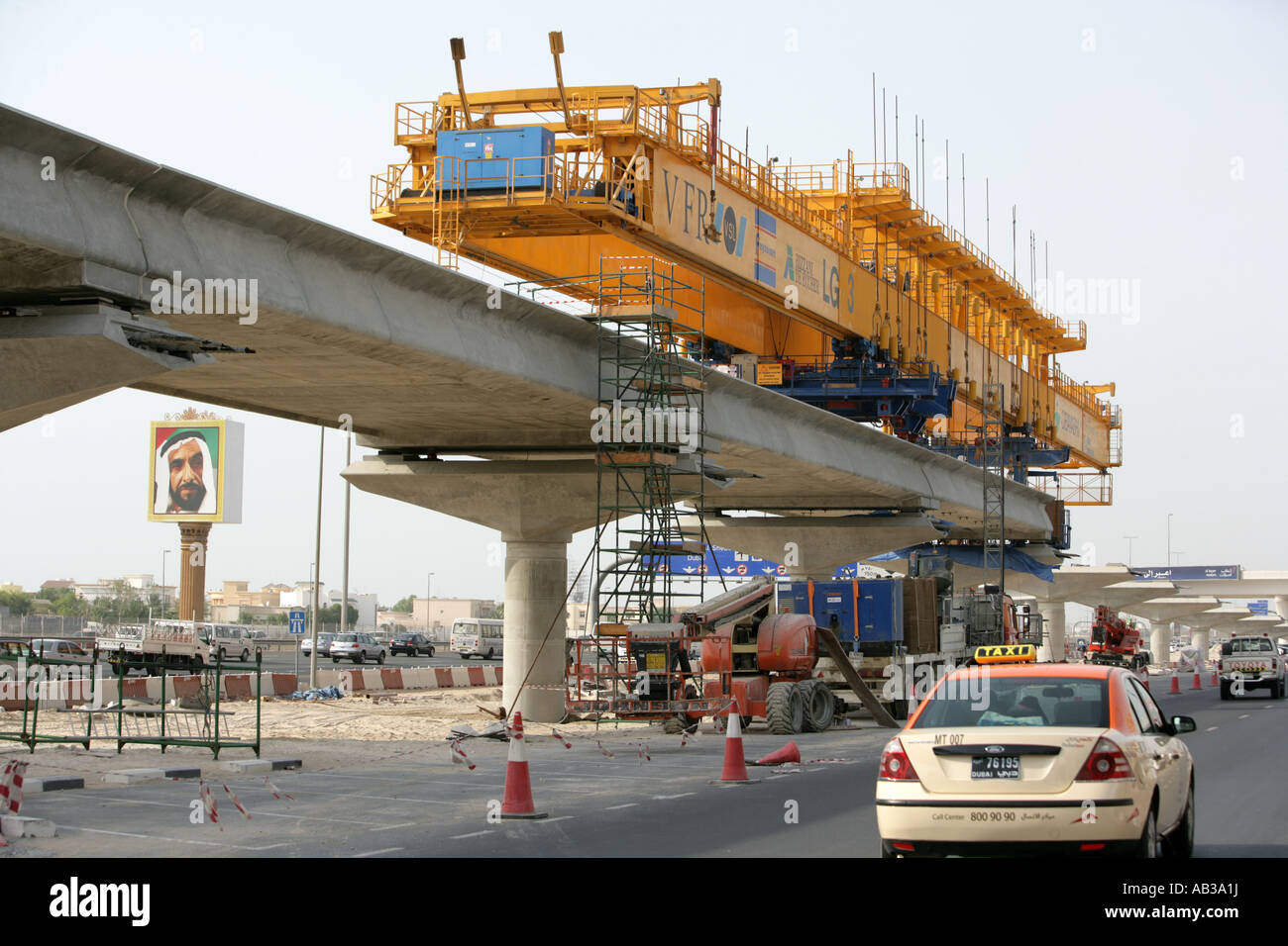 ARE, United Arab Emirates, Dubai: Construction site of Dubai Metro ...