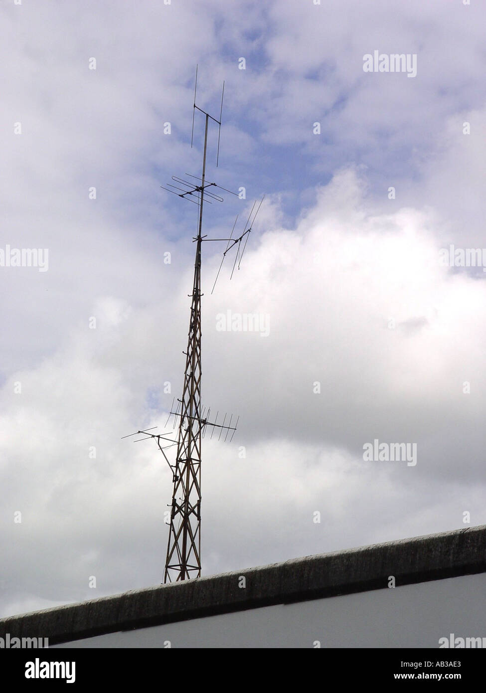 Transmitter And Receiver Antenna