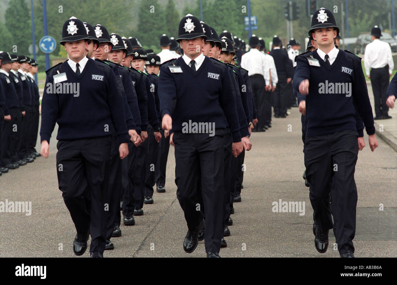 Police passing out parade london hi-res stock photography and images ...