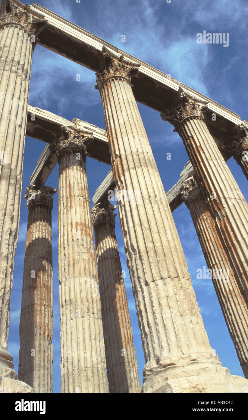 temple of olympian zeus athens greece Stock Photo - Alamy