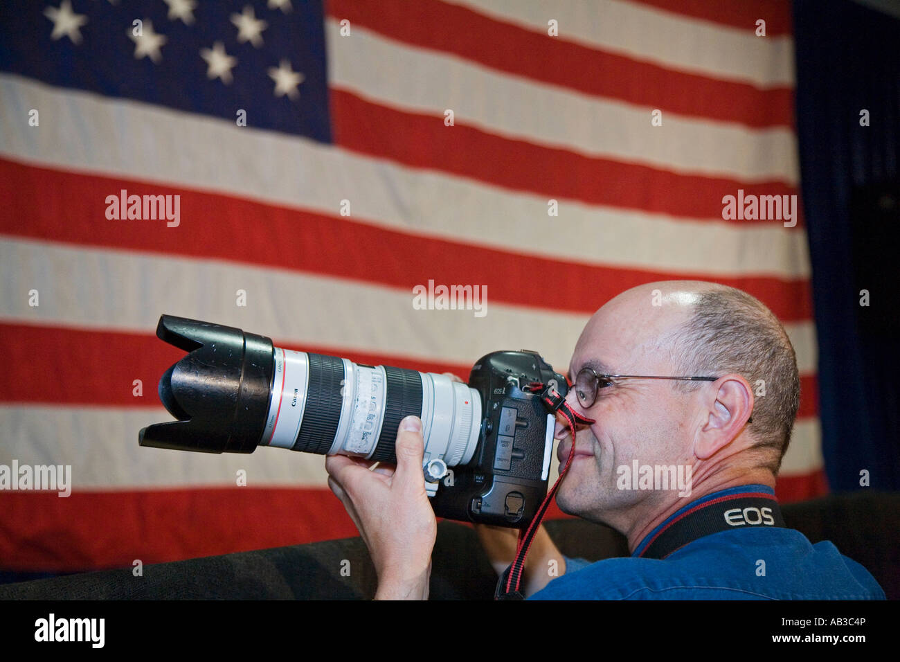 Photojournalism news hi-res stock photography and images - Alamy