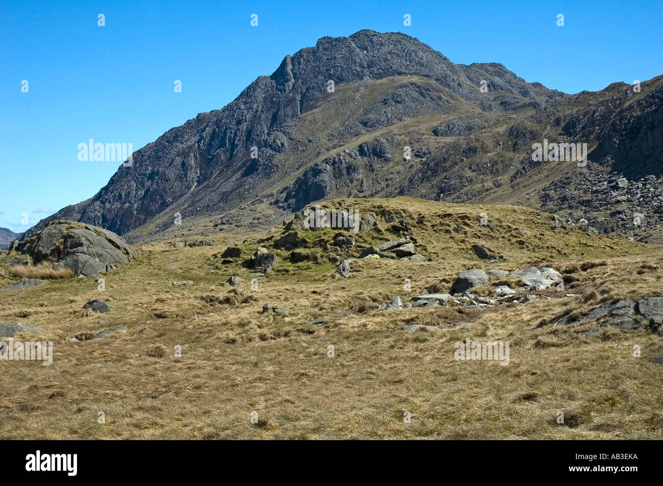 Mount tryfan hi-res stock photography and images - Alamy