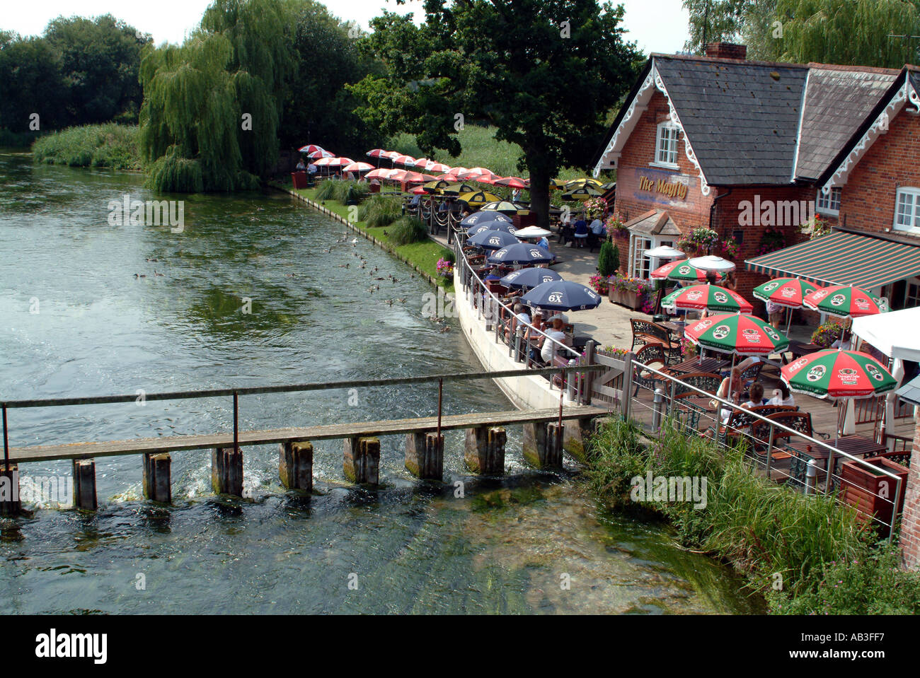 The Mayfly Riverside Pub And River Test High Resolution Stock ...