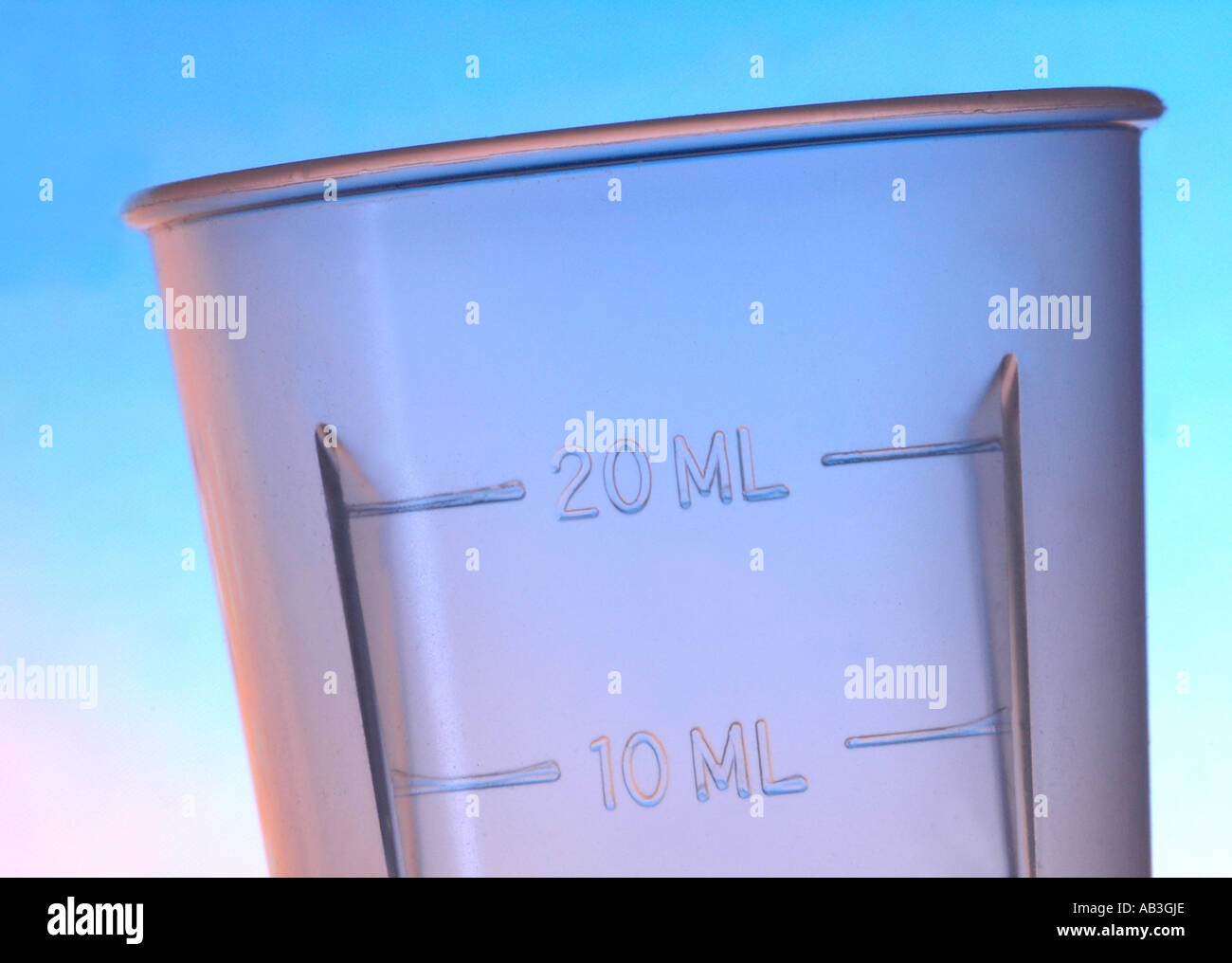 10ml hi-res stock photography and images - Alamy