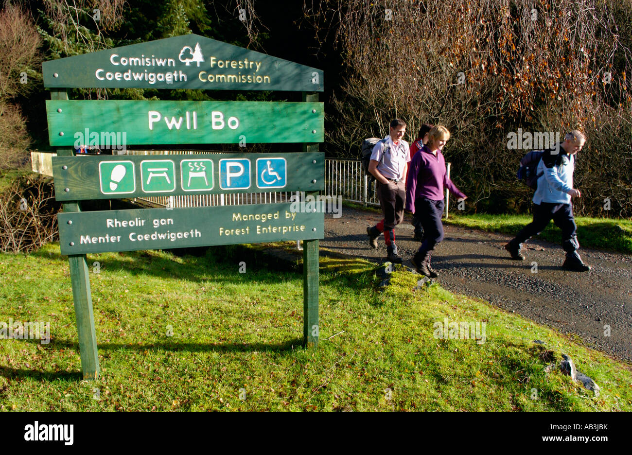 Walkers taking part in the Real Ale Ramble walking festival at PWLL BO ...
