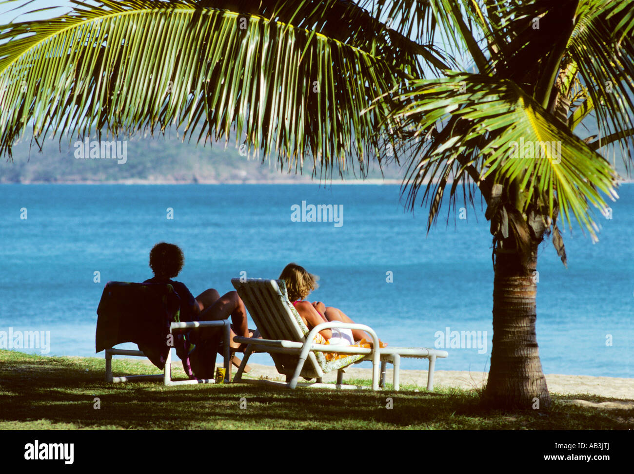 Lindaman Island in the Whitsunday Islands Great Barrier Reef Queensland ...