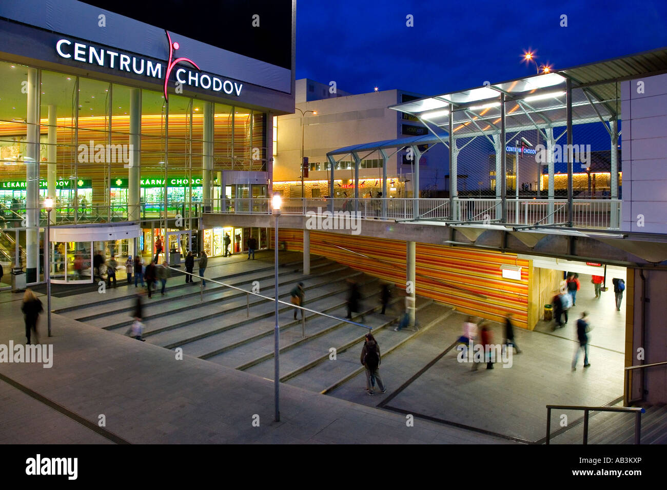 Obchodní centrum hi-res stock photography and images - Alamy