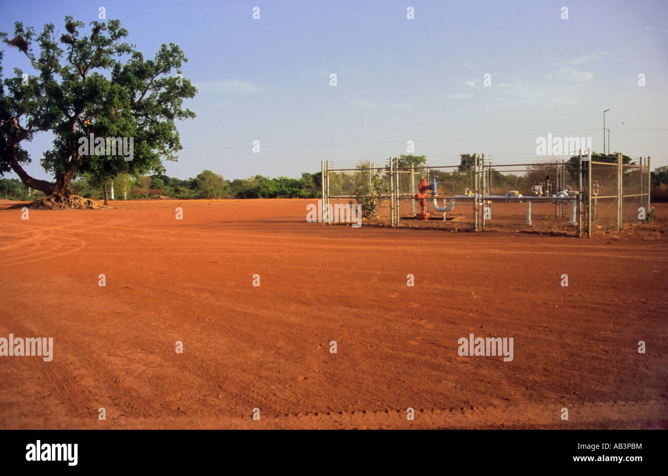 Oil well near Kome and Doba Southern Chad Stock Photo - Alamy