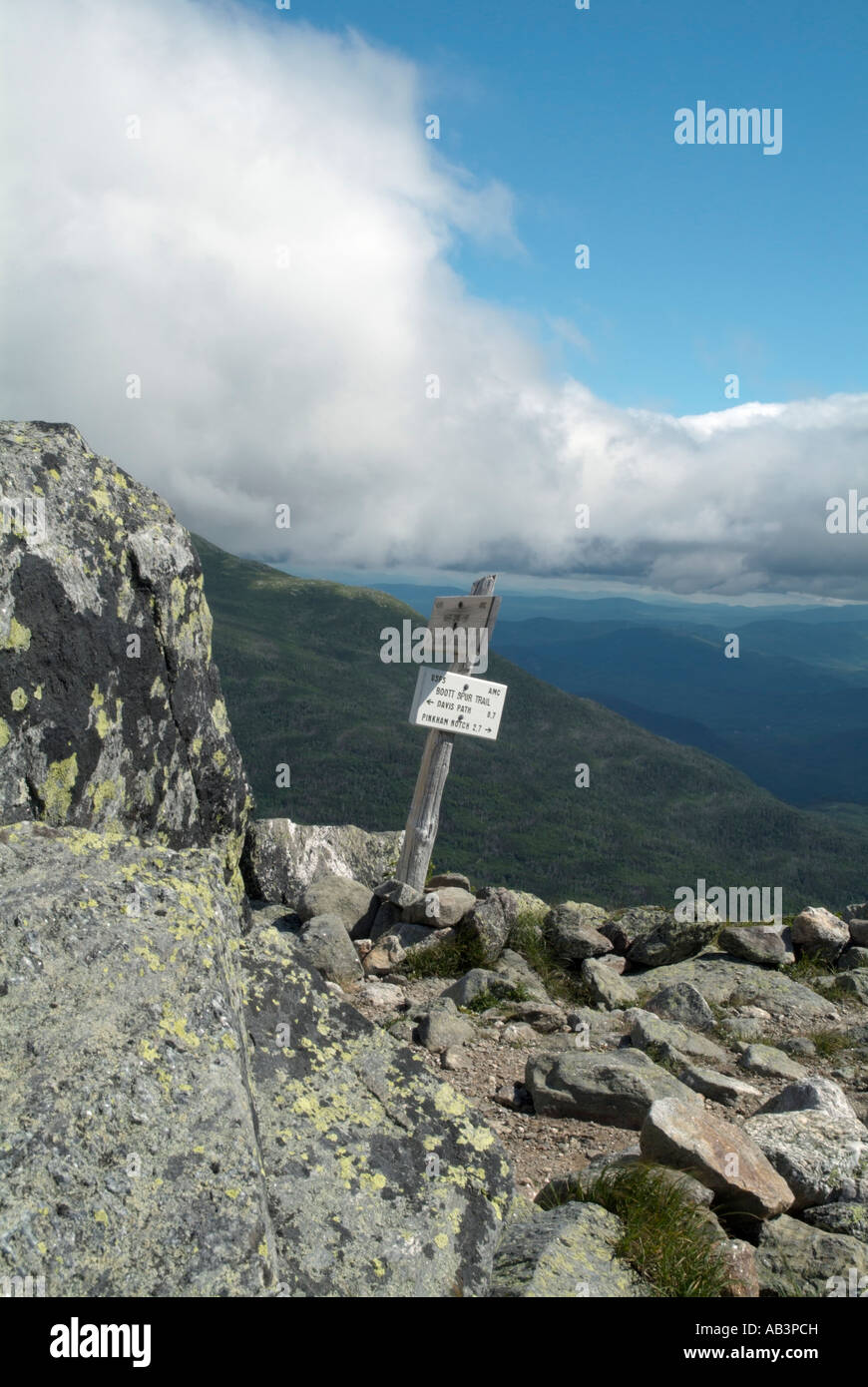 The eastern slopes of Mount Washington in the White Mountains, New ...