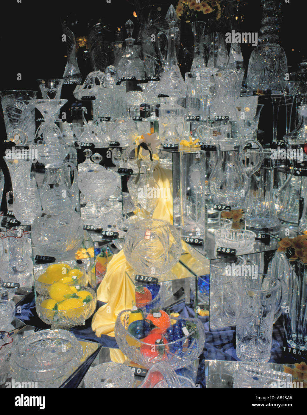 Display of beautiful Bohemian lead crystal glassware, central Prague ...