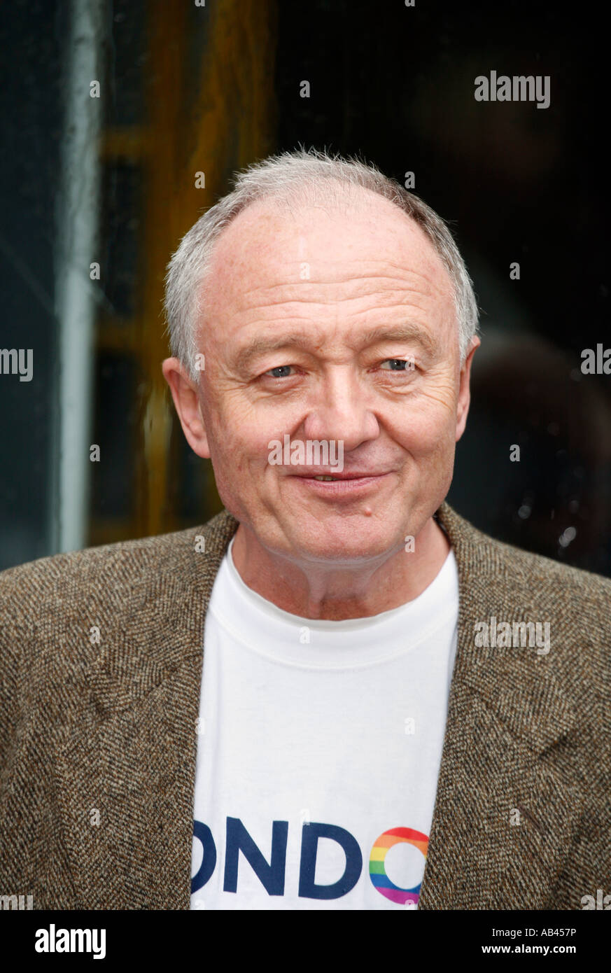 Mayor of London Ken Livingstone at the 2007 London Gay Pride March ...