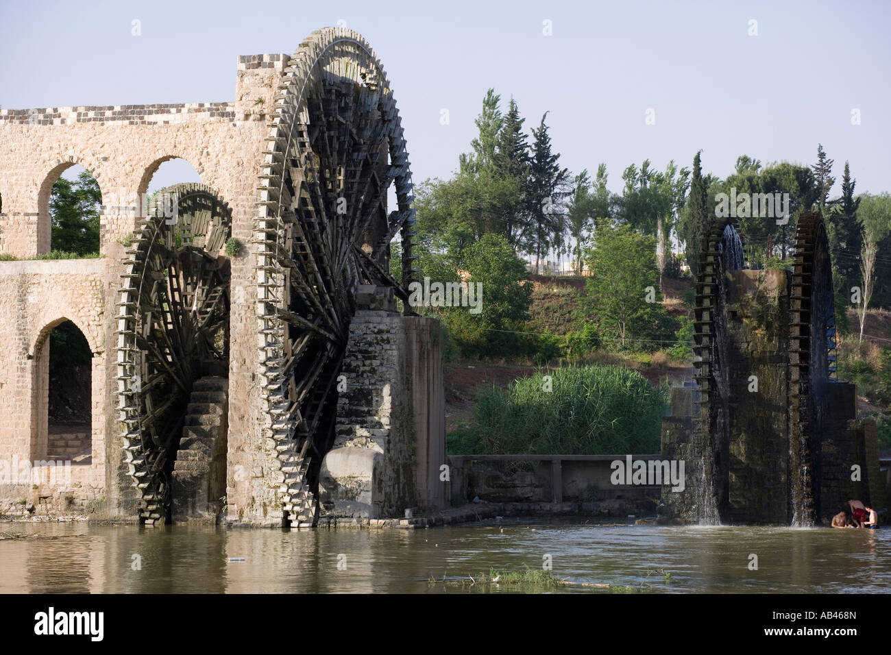 The Norias of Bechriyyat in Hama, SYRIA Stock Photo - Alamy