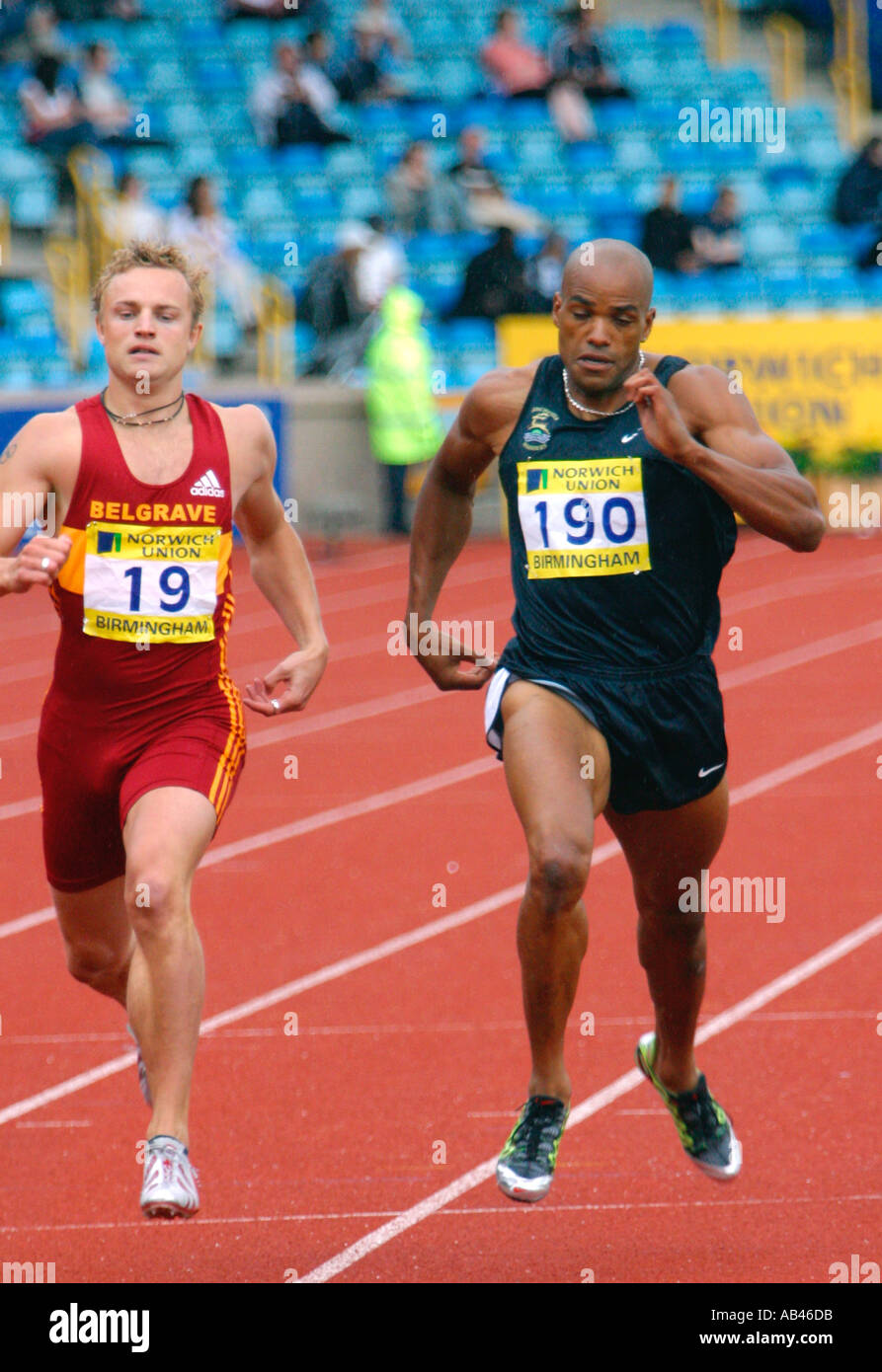 L) Sean Baldock and Duaine Ladejo 400 metres Norwich Union World Trials ...