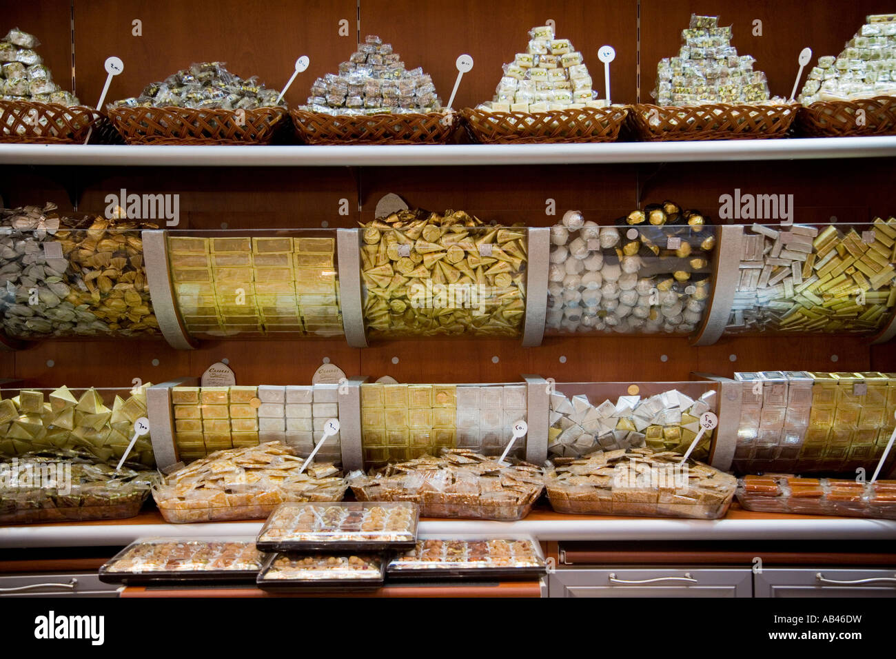 Damascus sweets hi-res stock photography and images - Alamy