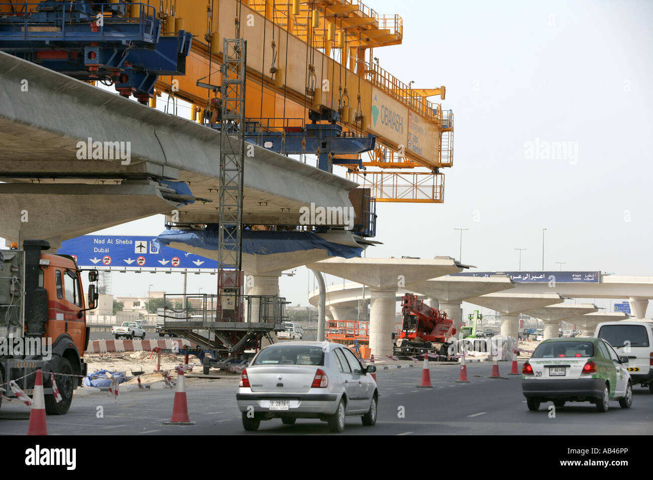 ARE, United Arab Emirates, Dubai: Construction site of Dubai Metro ...