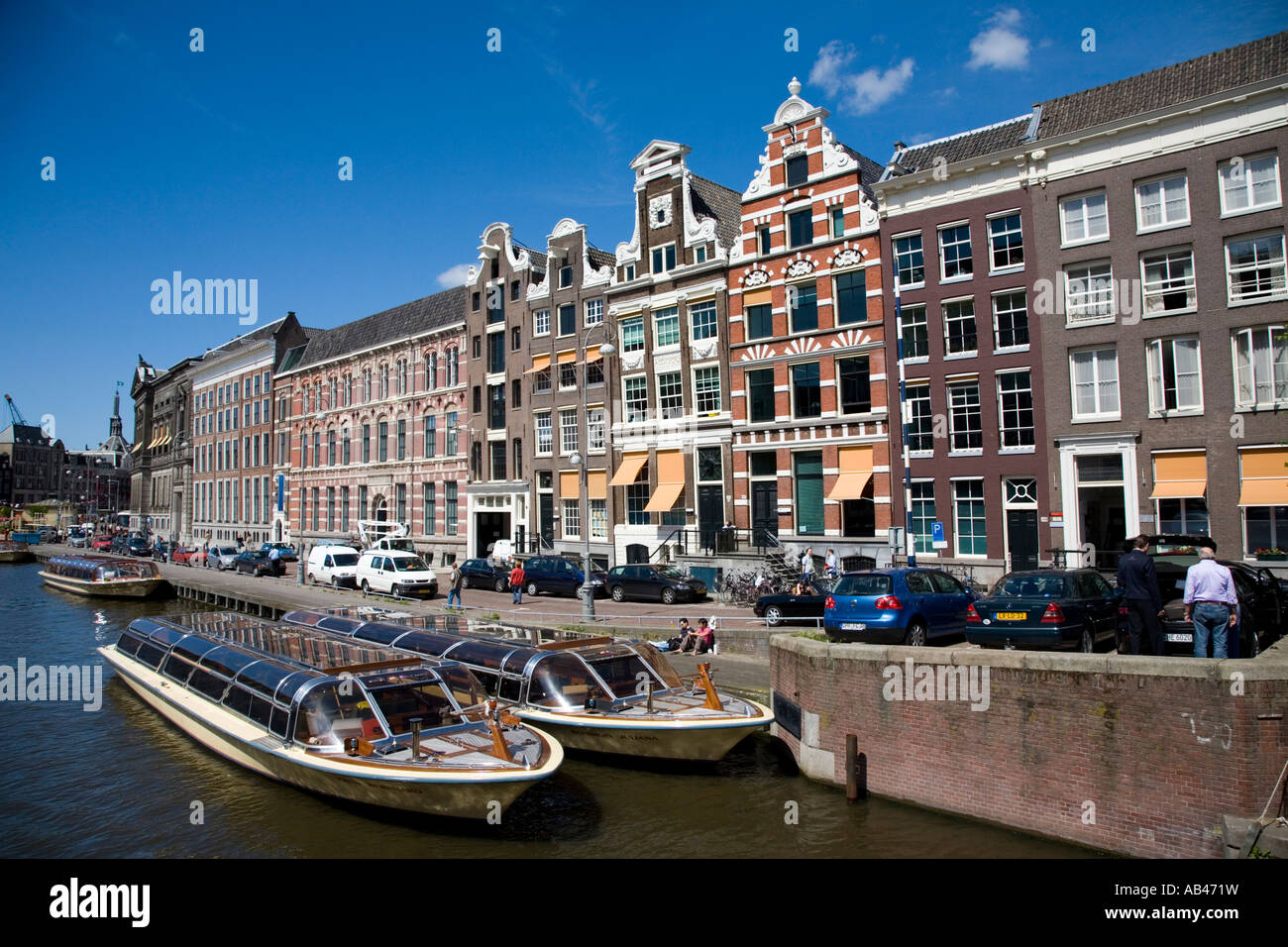 Tour Boats on Canal, Amsterdam Stock Photo - Alamy