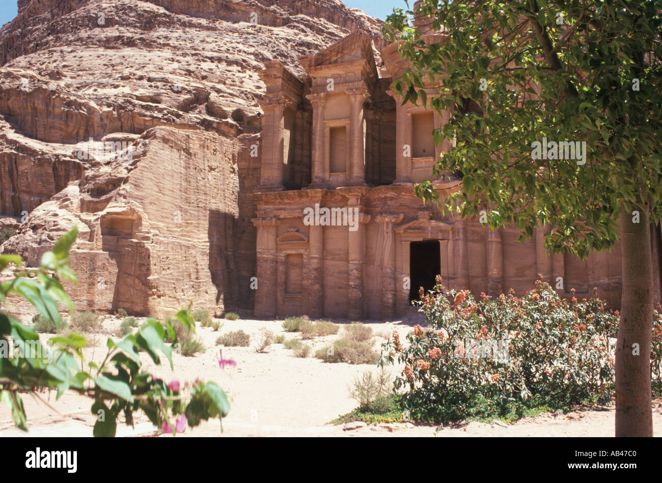 El deir hi-res stock photography and images - Alamy