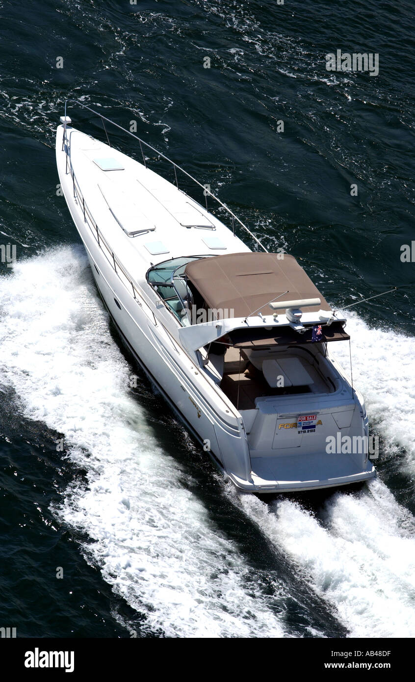 Motor Cruiser on Sydney Harbour Australia Stock Photo - Alamy