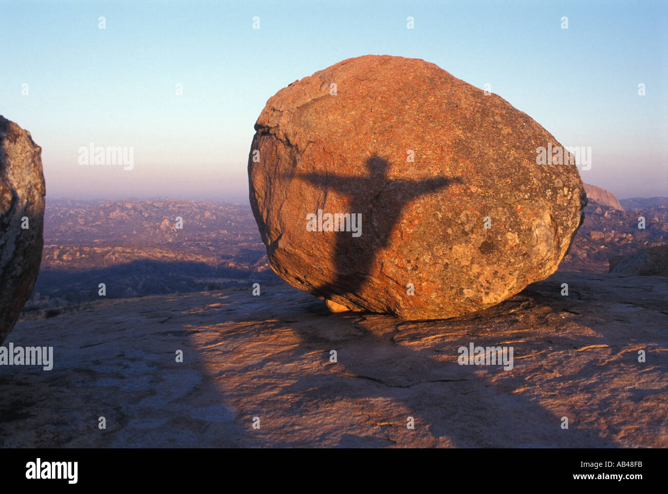Matopos Hills Rhodes Matopos National Park Zimbabwe Stock Photo - Alamy