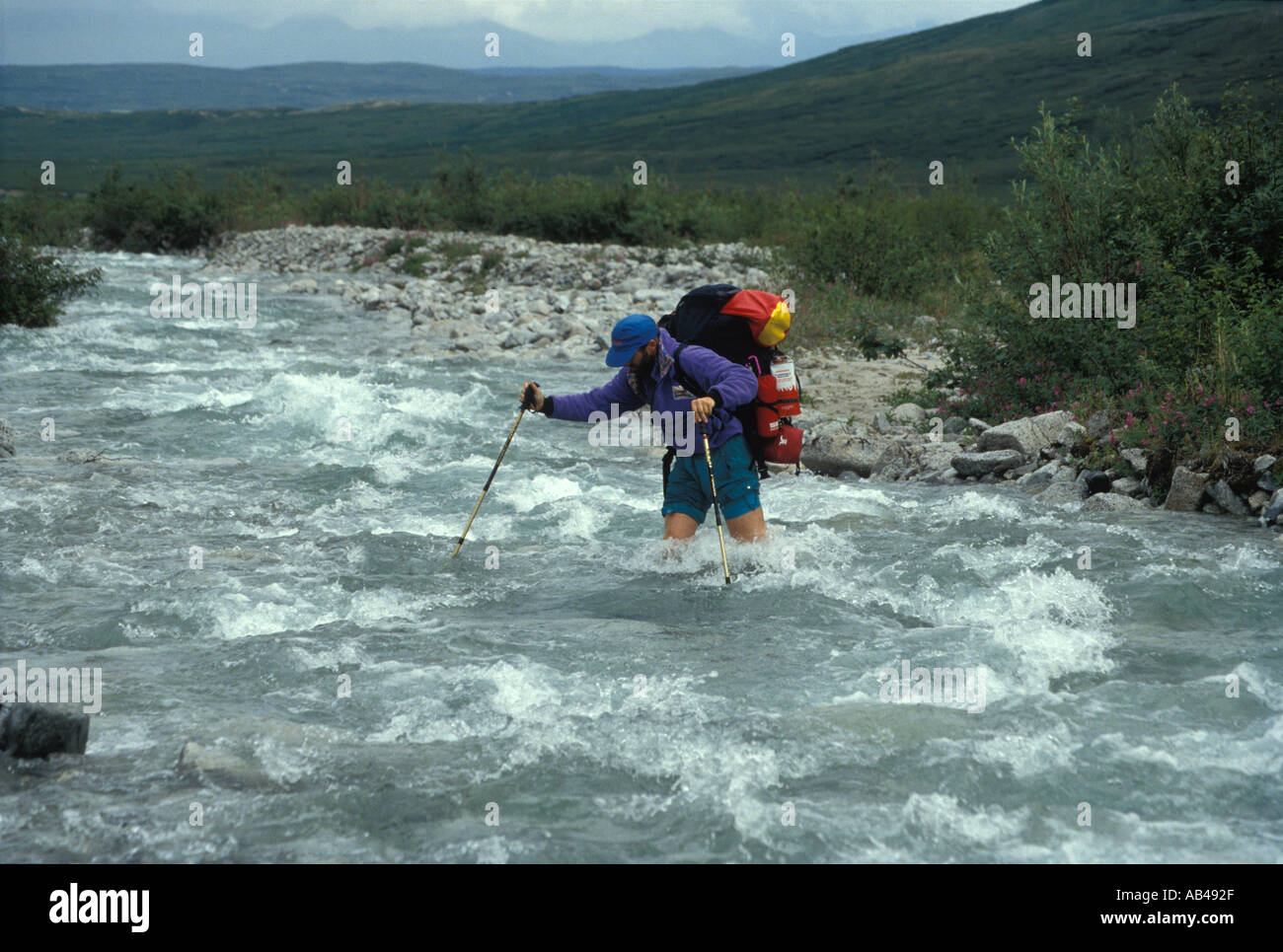 Mountain hike in the Denali Range nordern wilderness Mt Silverthrone ...