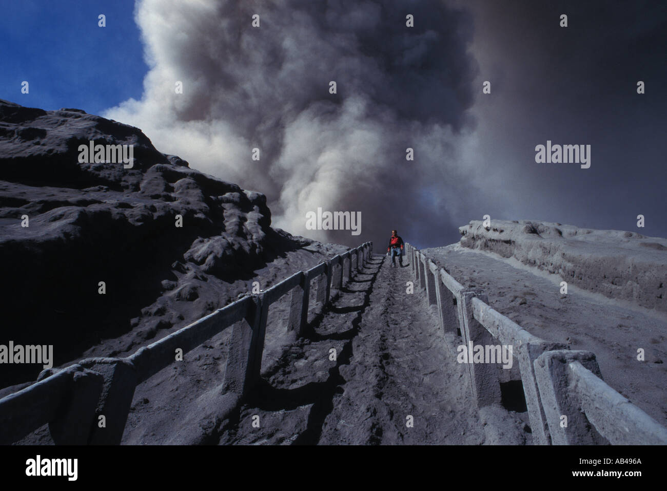 Vulkan bromo hi-res stock photography and images - Alamy