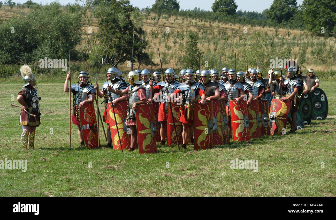 Infantry men of the Roman empire on the advance Stock Photo - Alamy