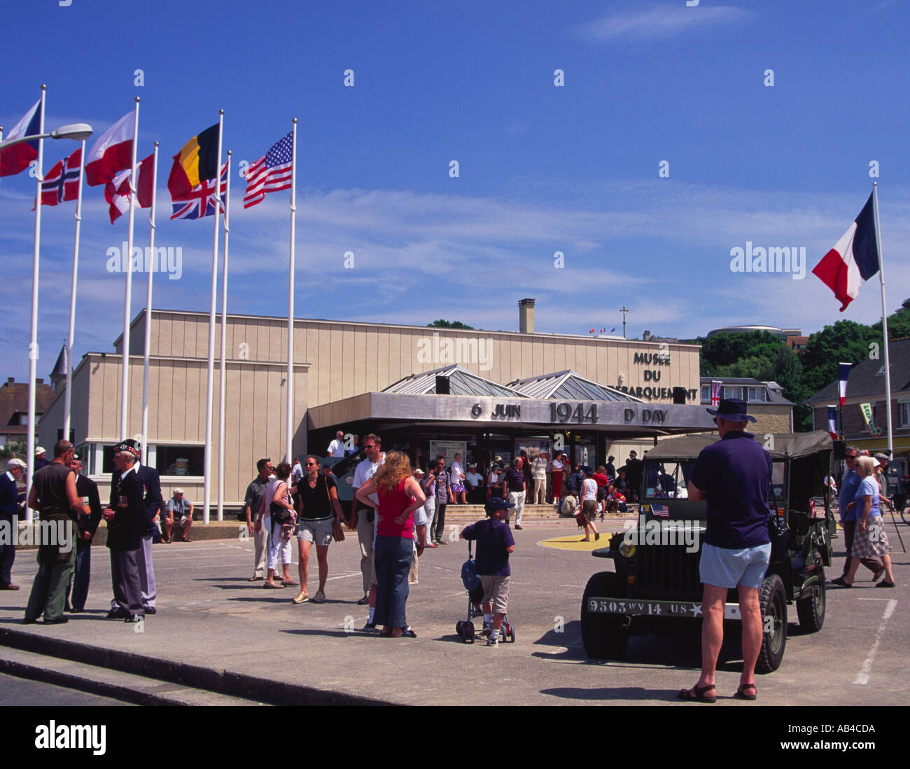 D day celebrations hi-res stock photography and images - Alamy