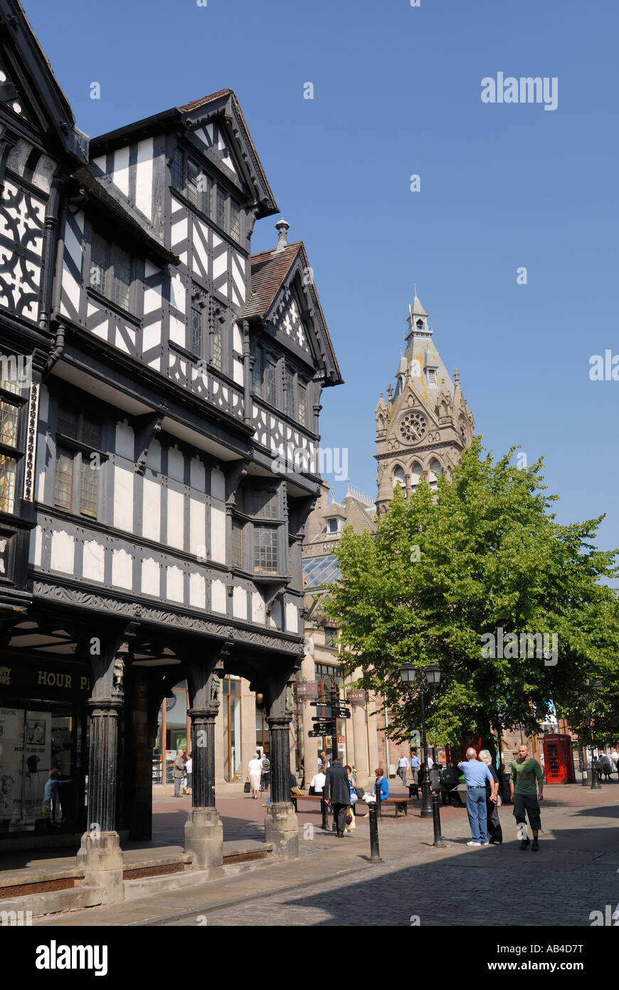Chester. Black and white half timbered buildings in Northgate Street in ...