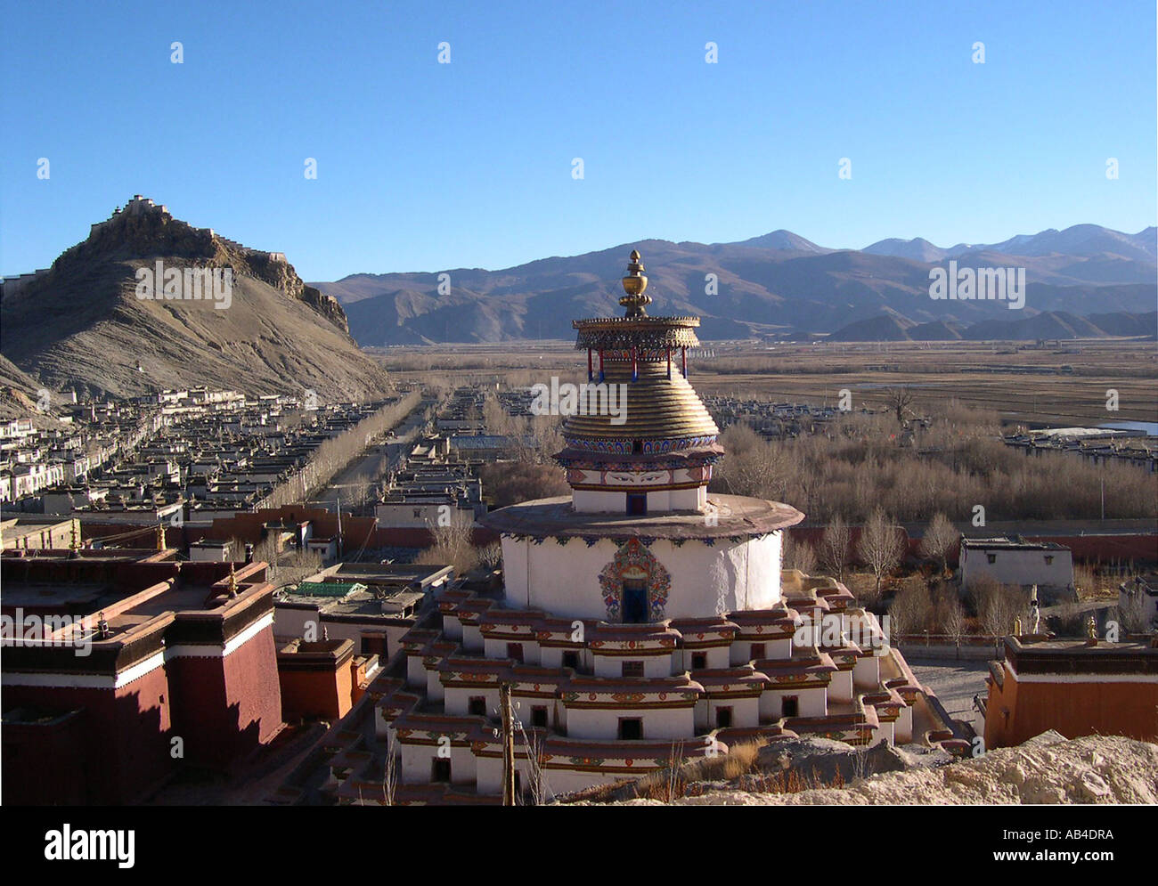 Gyantze hi-res stock photography and images - Alamy