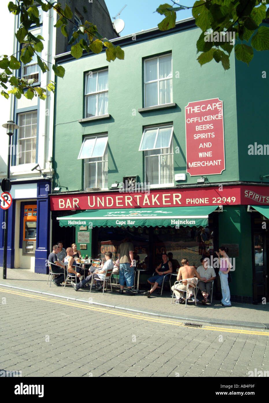 Ireland pubs undertaker hi-res stock photography and images - Alamy