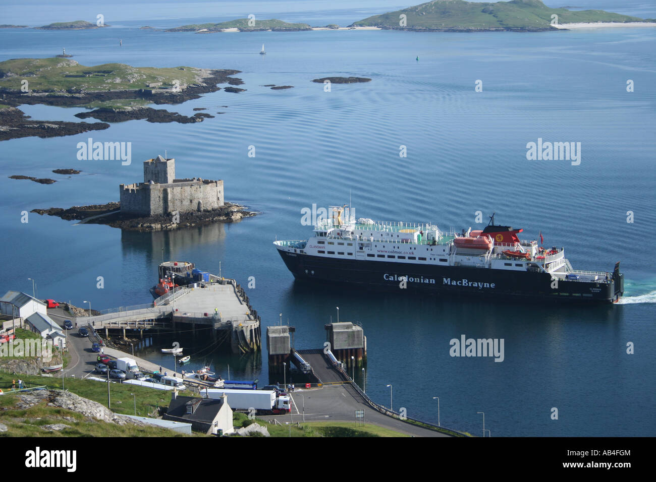 Barra scotland calmac ferry hi-res stock photography and images - Alamy