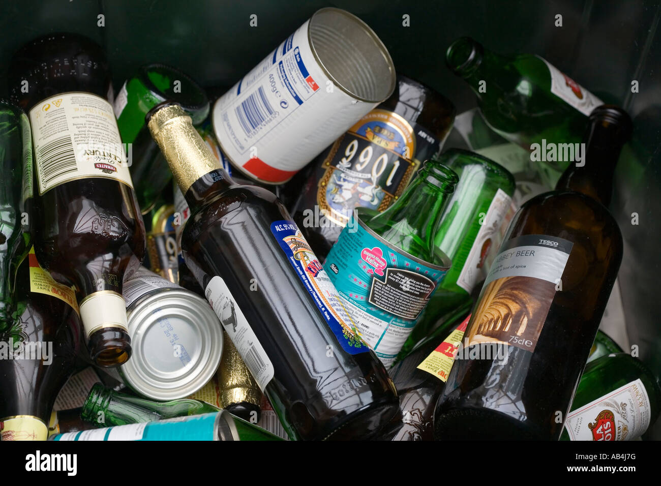 Cans and bottles for recycling Stock Photo - Alamy