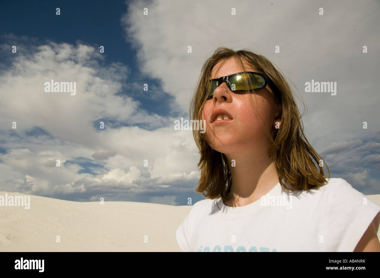 Girl sweating in sun White Sands New Mexico Stock Photo - Alamy