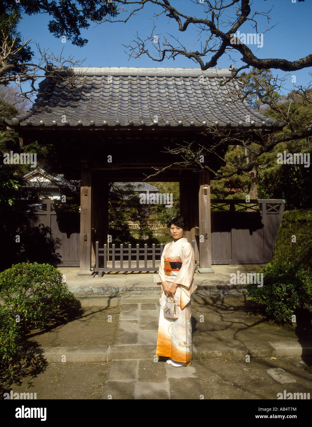 Kamakura, Traditional Costume, Kimono Stock Photo - Alamy