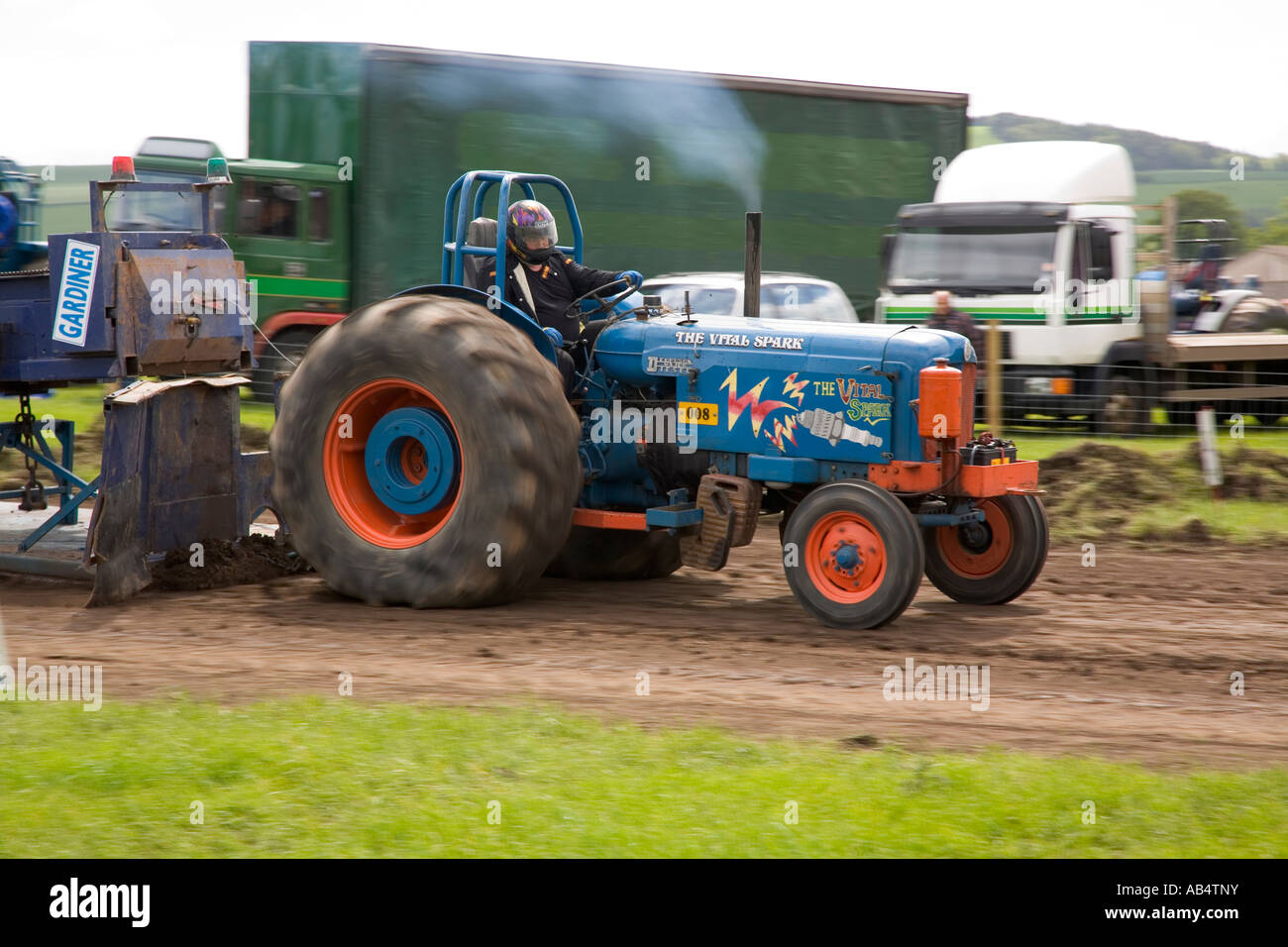 Tractor pulling at agriculture farm show in Fife Scotland Stock Photo ...