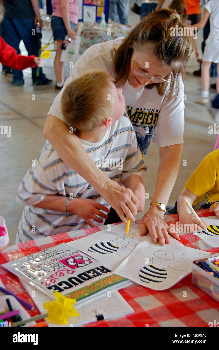 Physically challenged students hi-res stock photography and images - Alamy