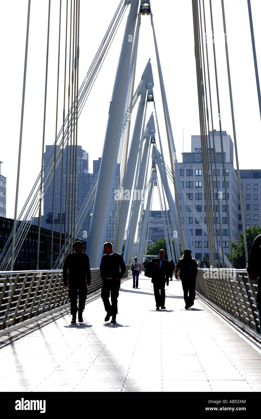 Hungerford suspension bridge hi-res stock photography and images - Alamy
