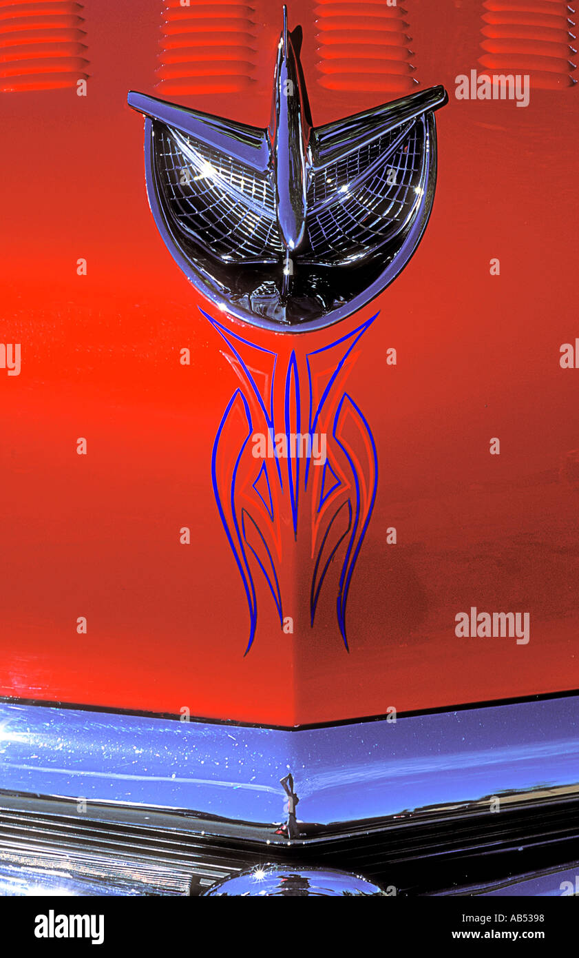 Detail of a Classic American Car Hood Bonnet Stock Photo - Alamy