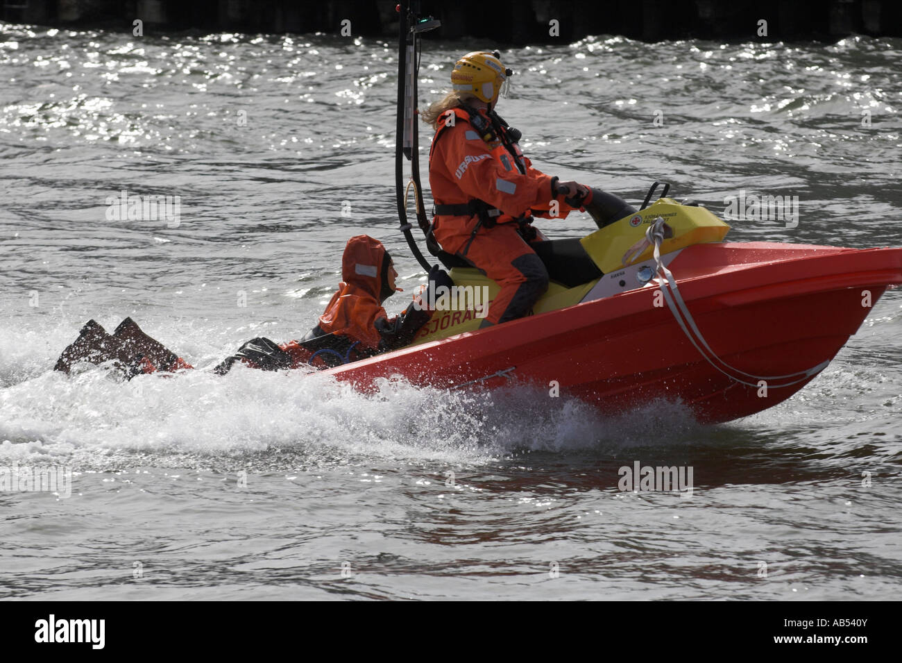 Rescue water craft hi-res stock photography and images - Alamy