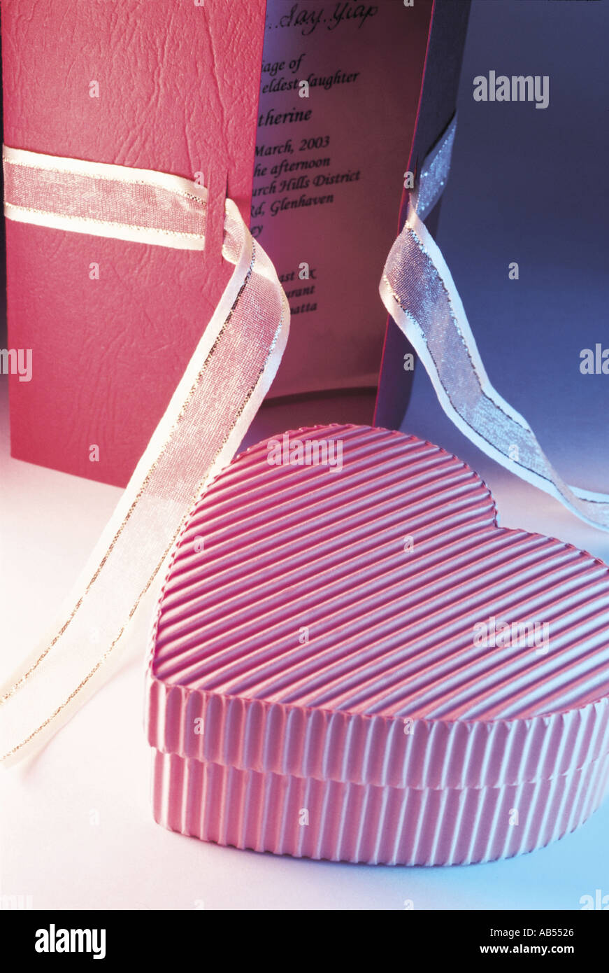 Heart-shaped Gift Box and Invitation Card Stock Photo - Alamy