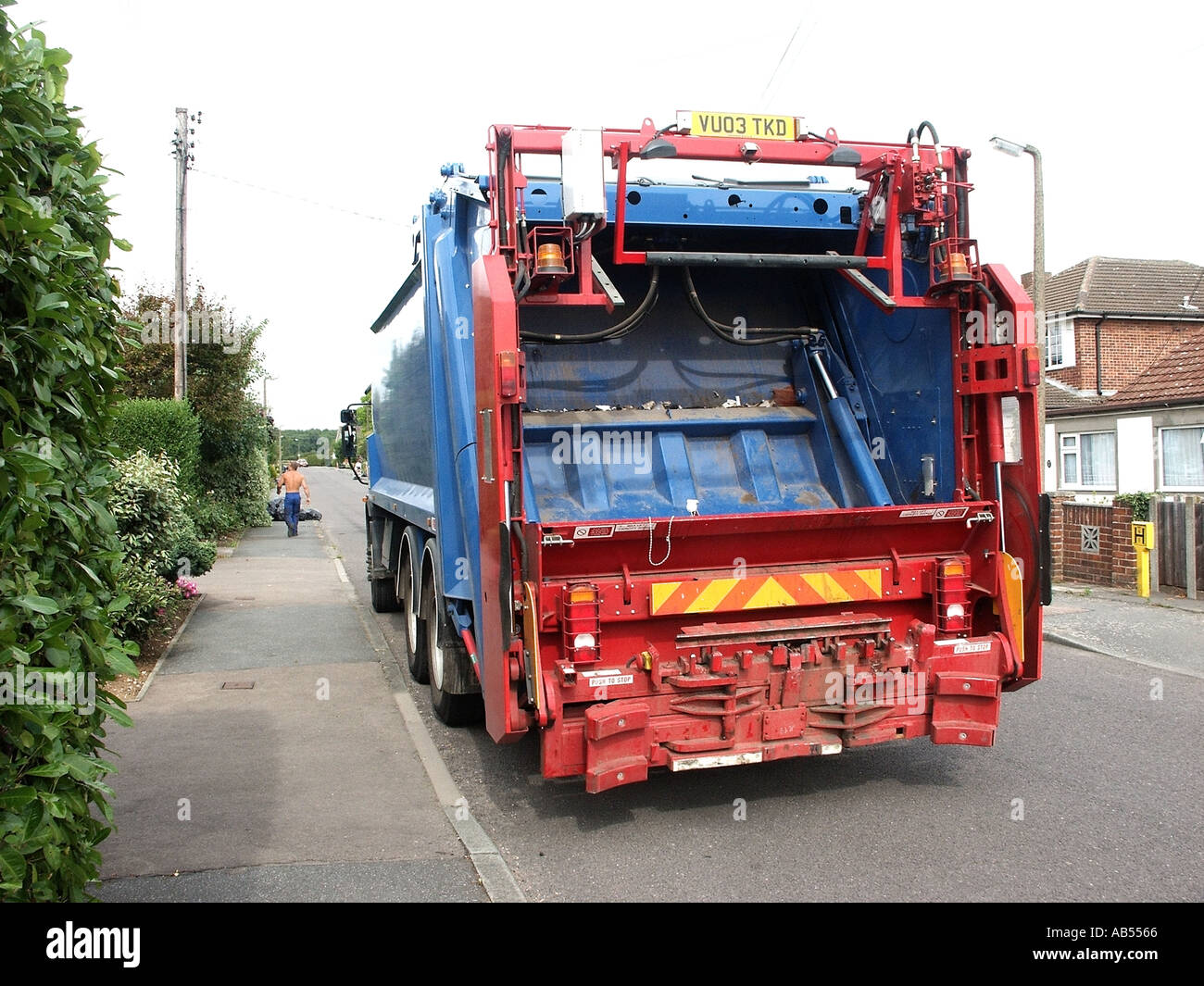Dustcart Stock Photos & Dustcart Stock Images - Alamy