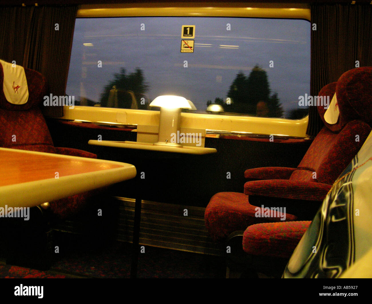 table & seats in first class compartment of Eurostar train Stock Photo ...